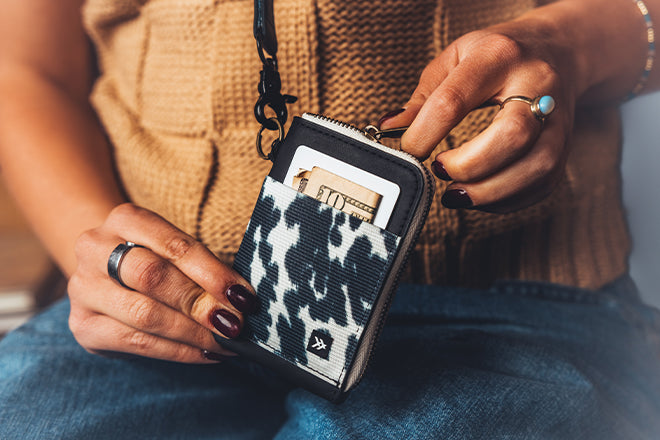 Cute & Convenient Zipper Wallet | Thread® · Thread®