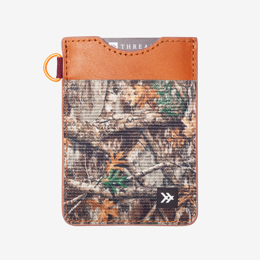 Realtree Edge | Vertical Wallet | RFID-Protected Leather | Thread ...