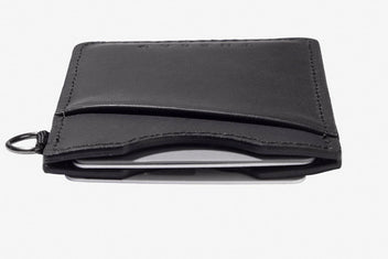 James | Vertical Wallet | RFID-Protected Leather | Thread® · Thread®